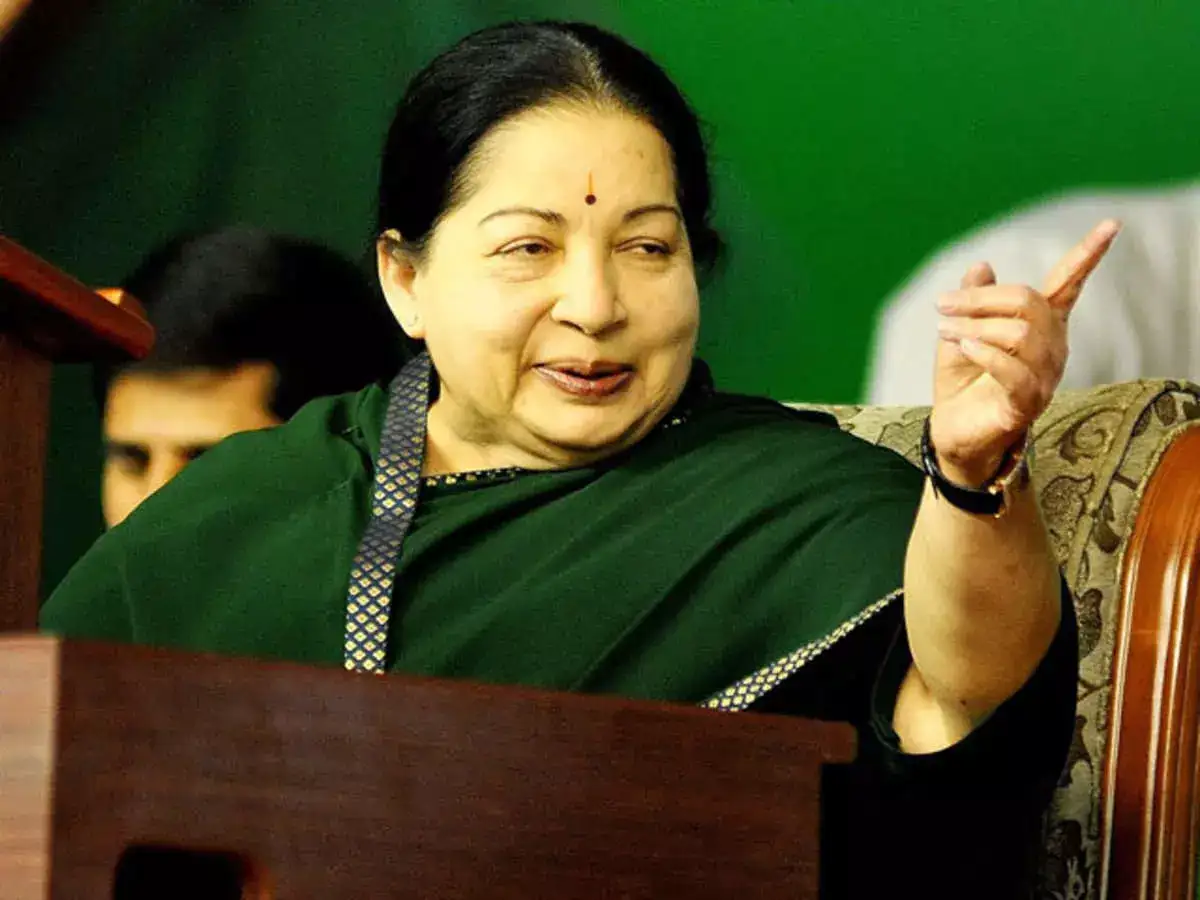Jayalalitha,ஜெயலலிதா நினைவு நாள்.. வரலாறு காணாத குழப்பத்தில் அதிமுக ...