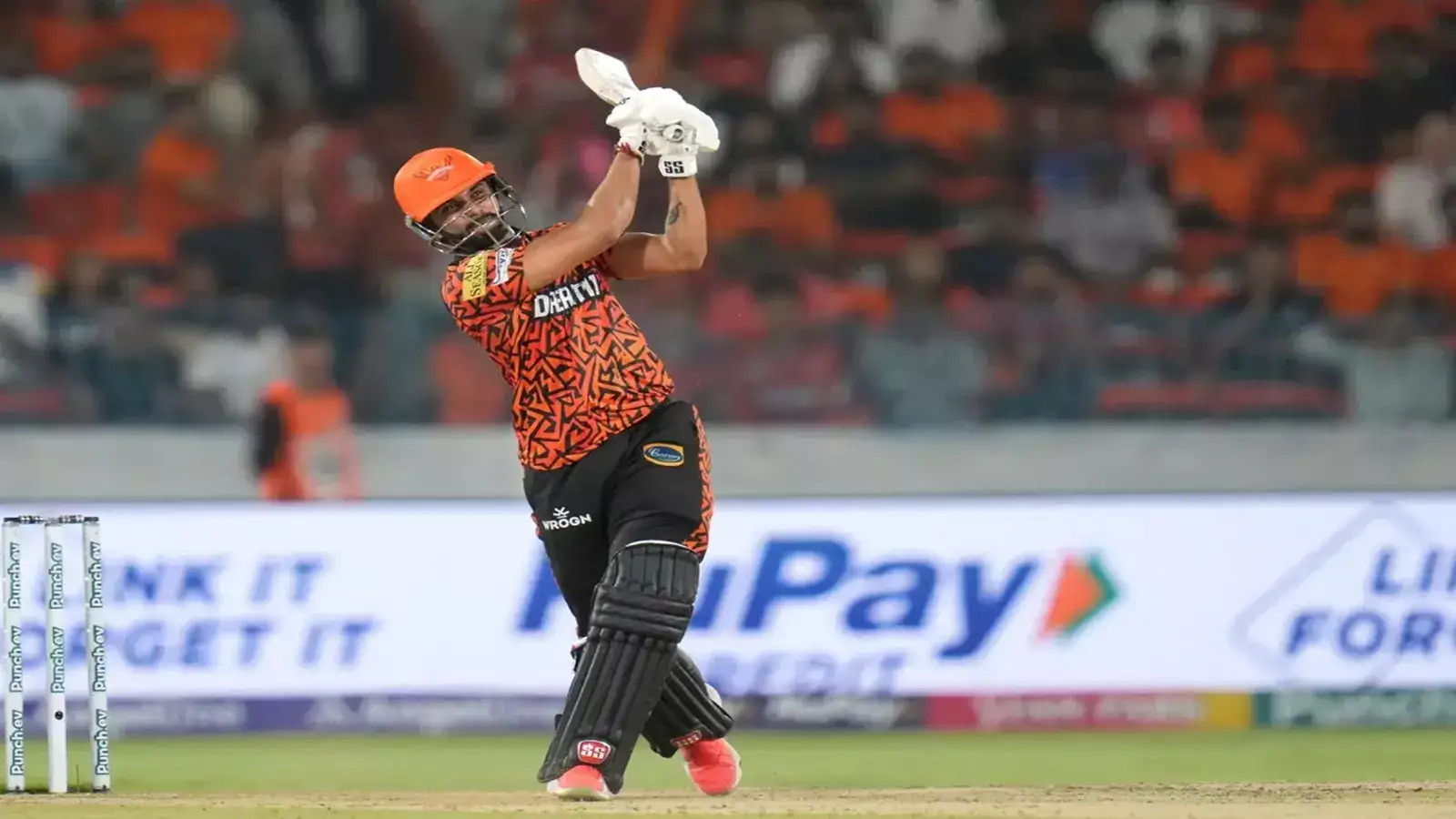 Sunrisers Hyderabad Nitish Kumar Reddy Becomes Most Expensive Player in ...