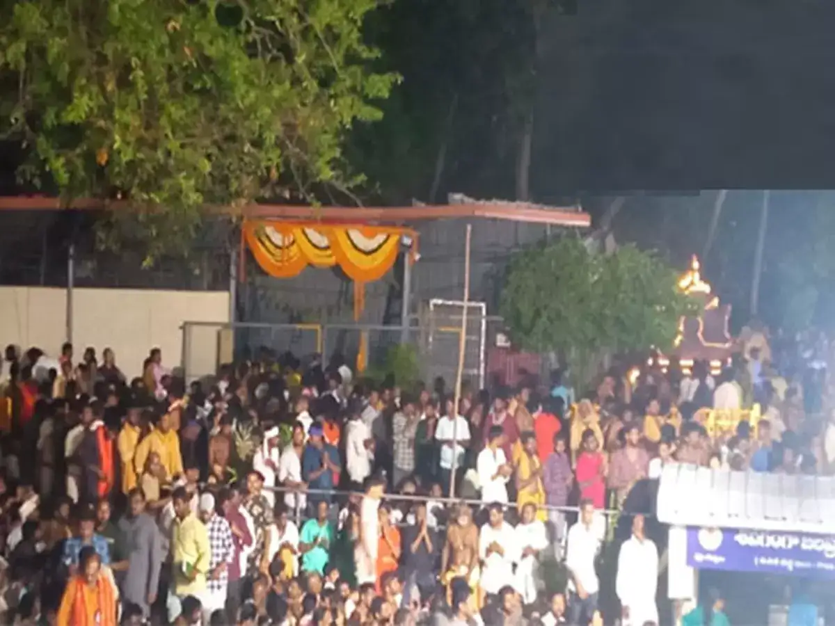 Srisailam Temple Shed Collapsed,శ్రీశైలం ఆలయం మహాశివరాత్రి ...