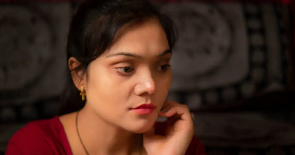 How to Deal with Loveless Marriage or Relationship;माझी कहाणी: सर्व बंधने जुगारून मी त्याच्याशी ...