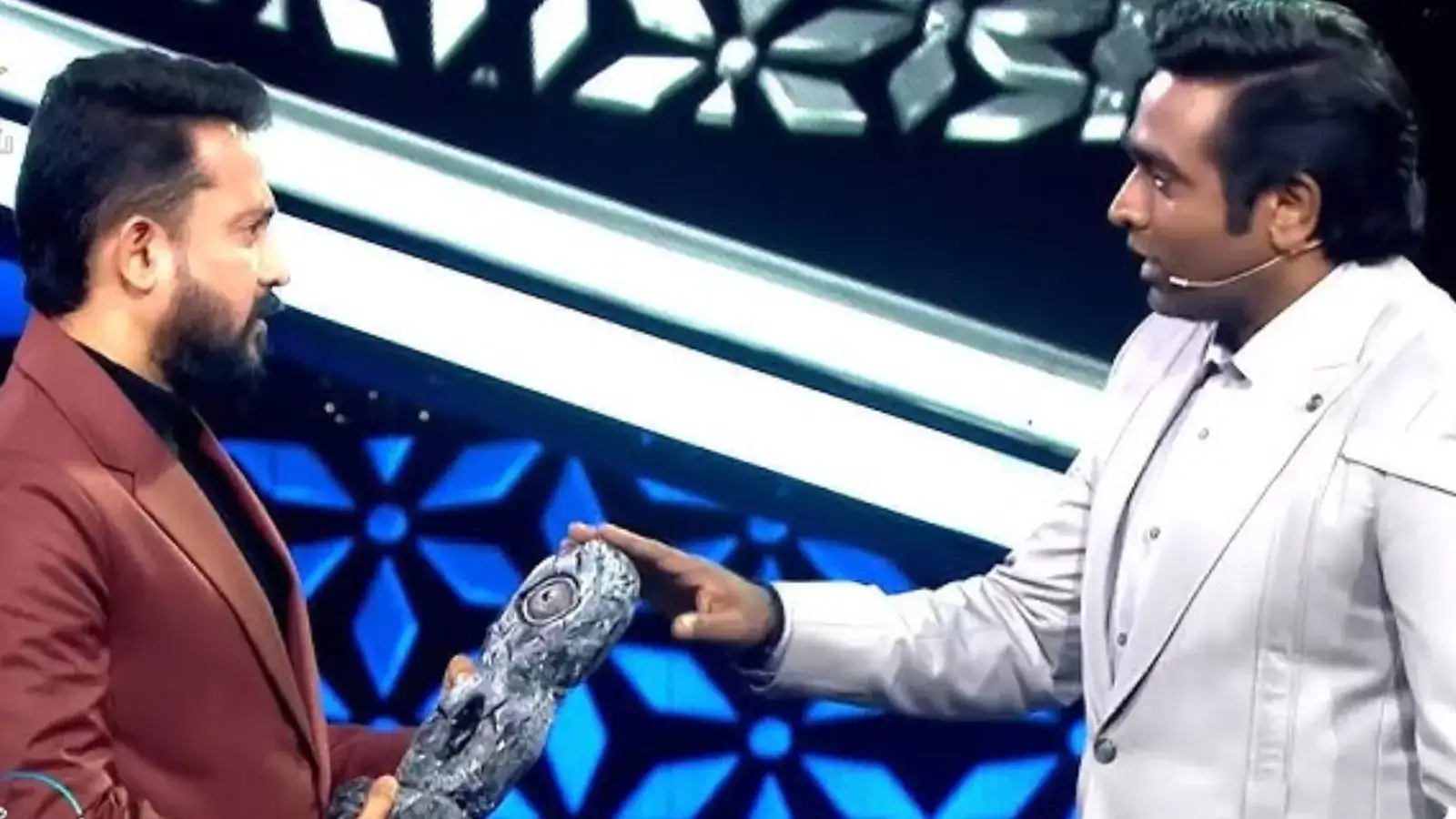 Vijay Sethupathy Says He Is A Fan Of Vj Deepak - நான் உங்க ரசிகன் ...