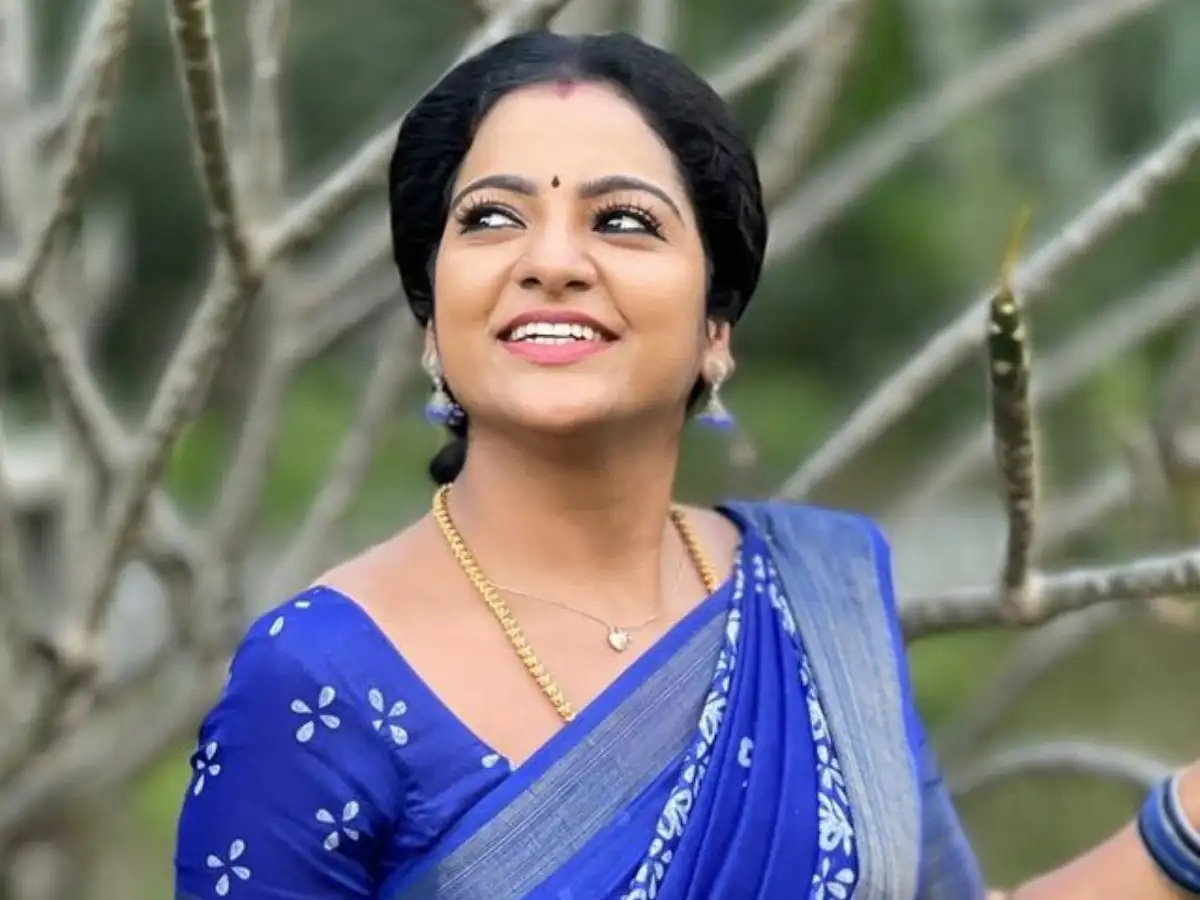 Mullai Chitra Death,அவமானங்கள், தடைகள், புகழ்.. தற்கொலை செய்துகொண்ட ...