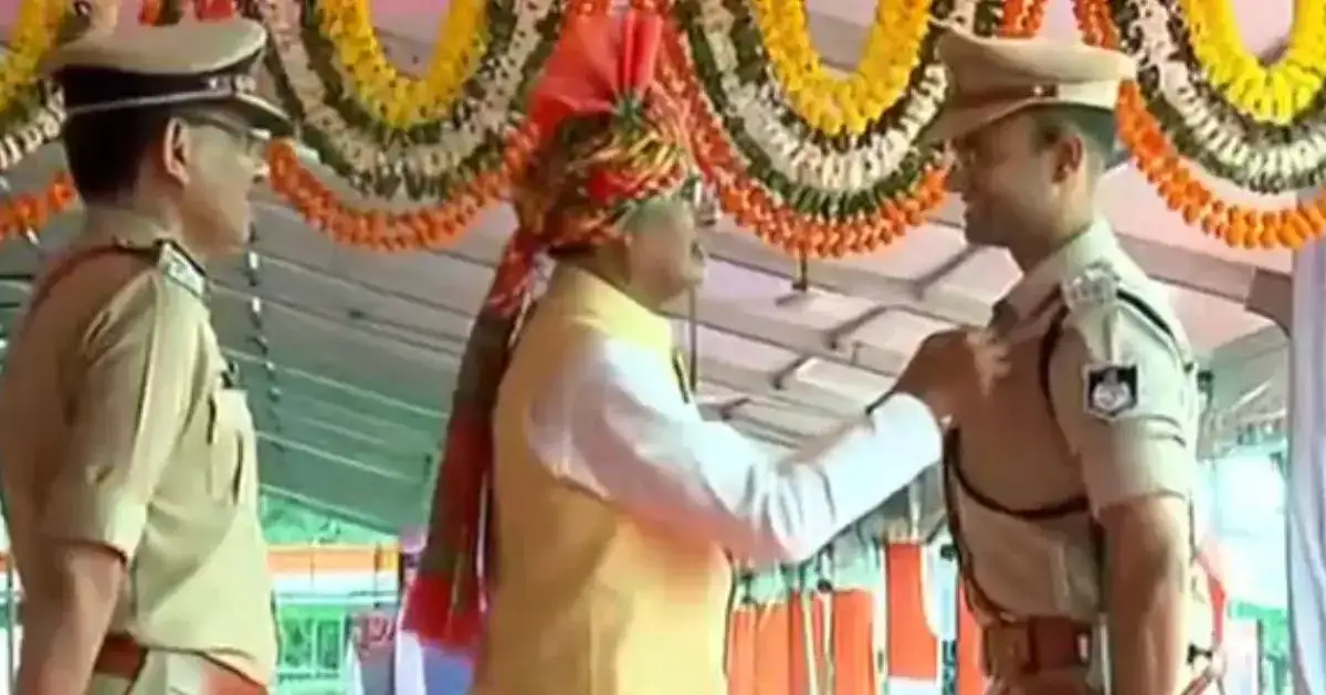 Gallantry Medal To IPS Aditya Mishra: आईपीएस आदित्य मिश्रा को दूसरी बार ...