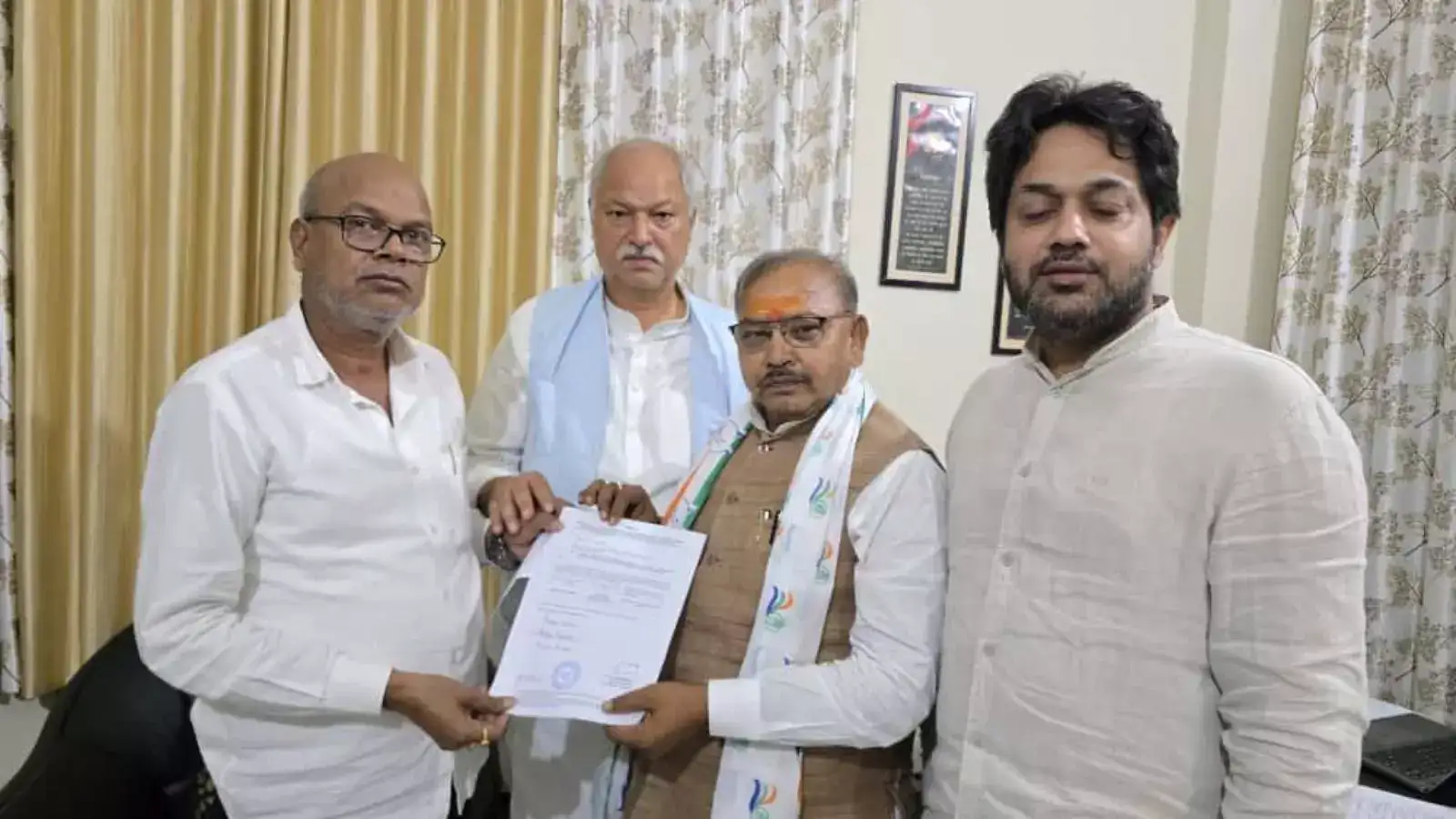 महागठबंधन में औपचारिक ऐलान से पहले ही सिंबल: RJD की तरह कांग्रेस ने कई ...