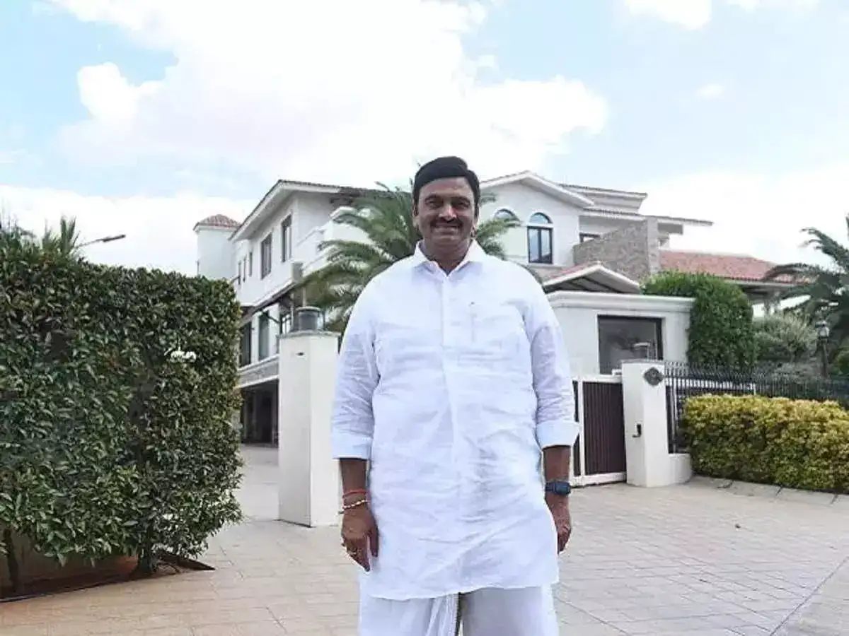 Raghu Rama Krishnam Raju On Minister Roja,Krishnam Raju ఫ్యామిలీకి ఆ ...