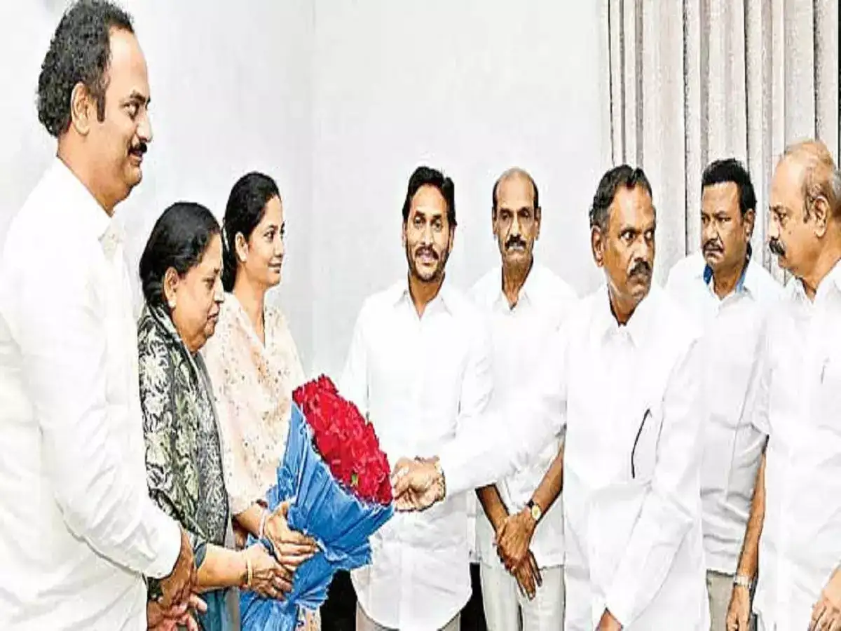 Challa Ramakrishna Reddy Family Disputes,సీఎం జగన్‌ను కలిసిన చల్లా ...