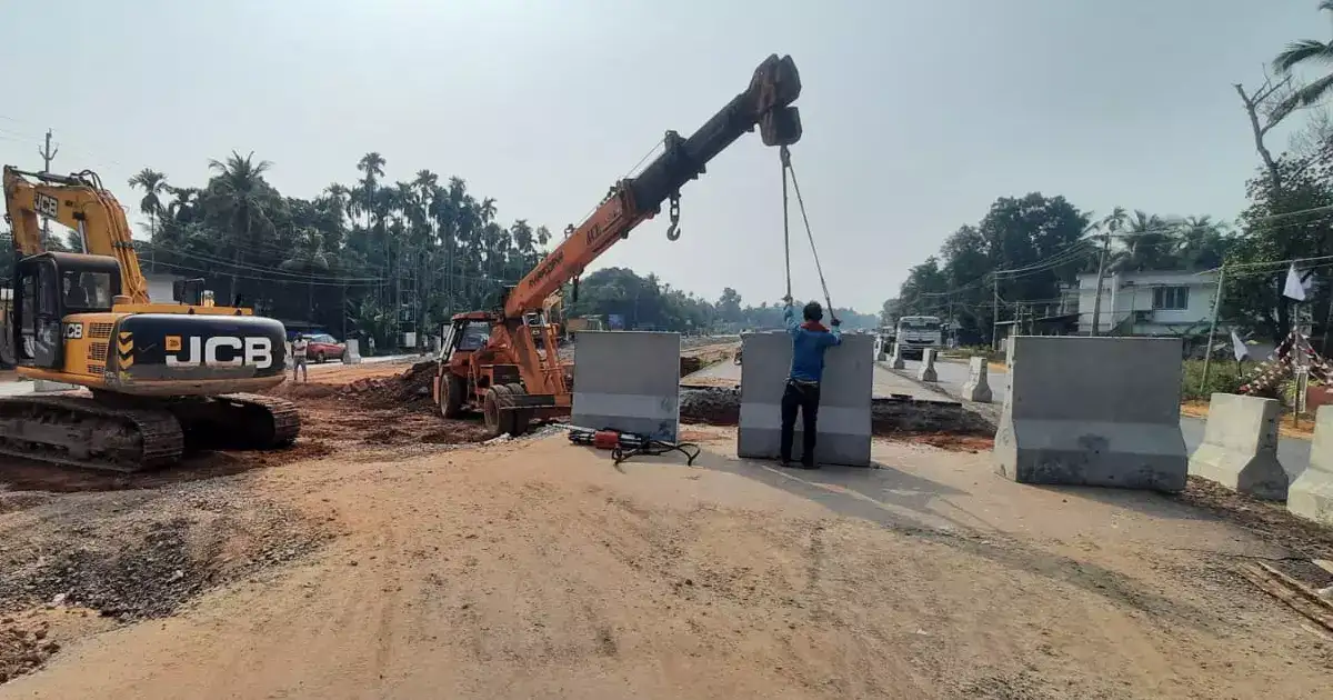 NH 66 Works In Kerala,ആറുവരിപ്പാതയിൽ യാത്ര തുടങ്ങി കേരളം; പണി പൂ ...