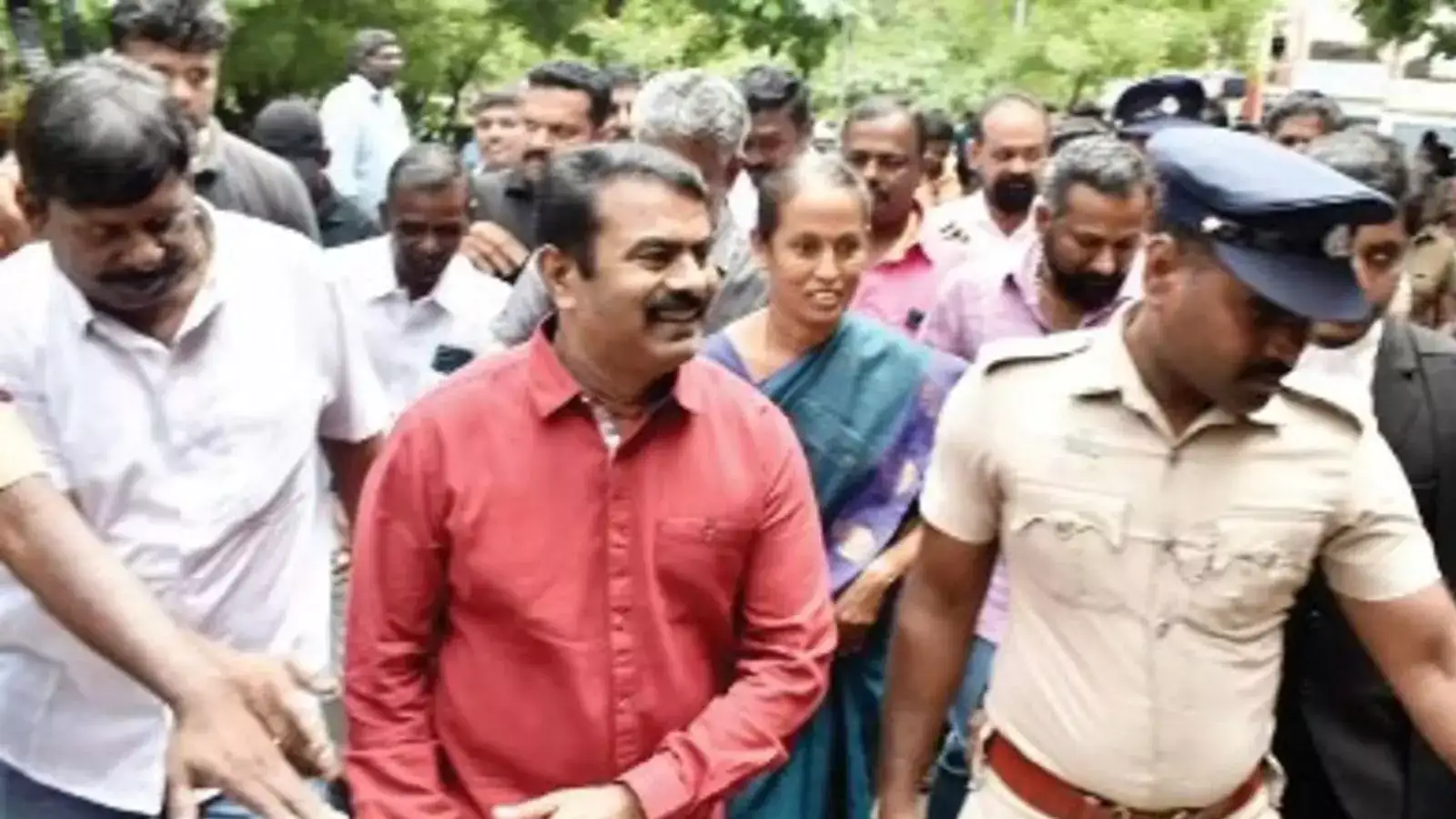FIR Against Seeman Manapparai Court Order : சீமானை விடாமல் துரத்தும் ...