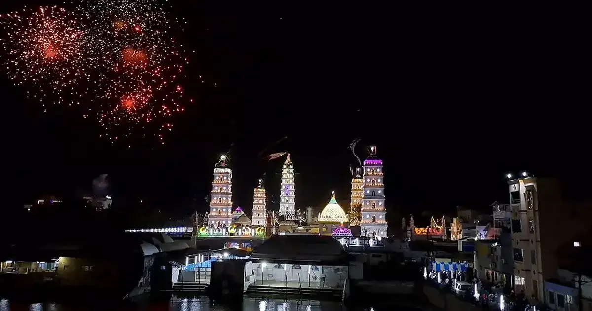 Nagore Kanduri Festival,400 ஆண்டுகளாக தொடரும் மத நல்லிணக்கம்; கொடி ...