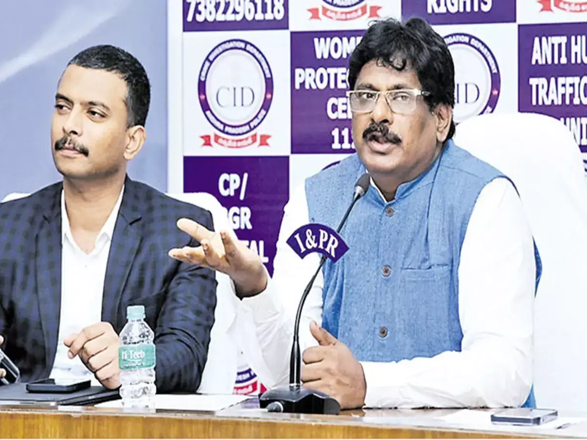 AP CID Chief Sanjay Warns on Inappropriate Social Media Posts - AP CID: సోషల్ మీడియాలో పోస్టులు ...