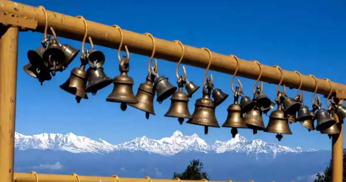 Mysterious Temple ఈ గుడి లోపలికి వెళ్లాలంటే కళ్లకు గంతలు ...