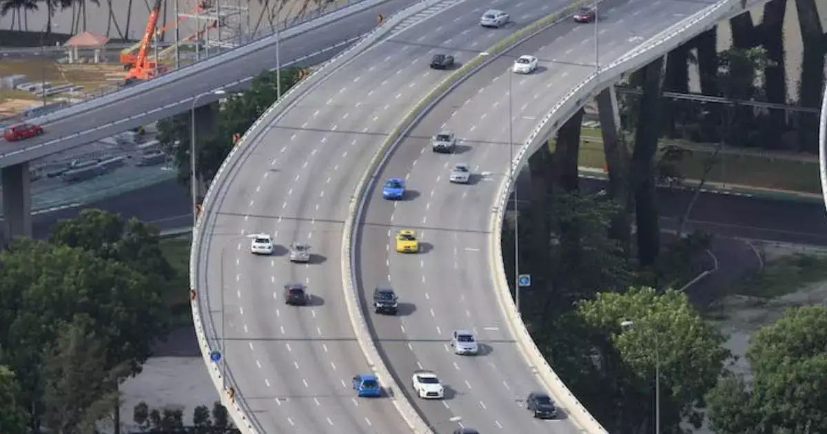 Aroor Thuravoor Flyover,തുറവൂ‍ർ വരെ ഫ്ലൈഓവ‍ർ, അരൂരിൽ സെൻ്റിന് ...