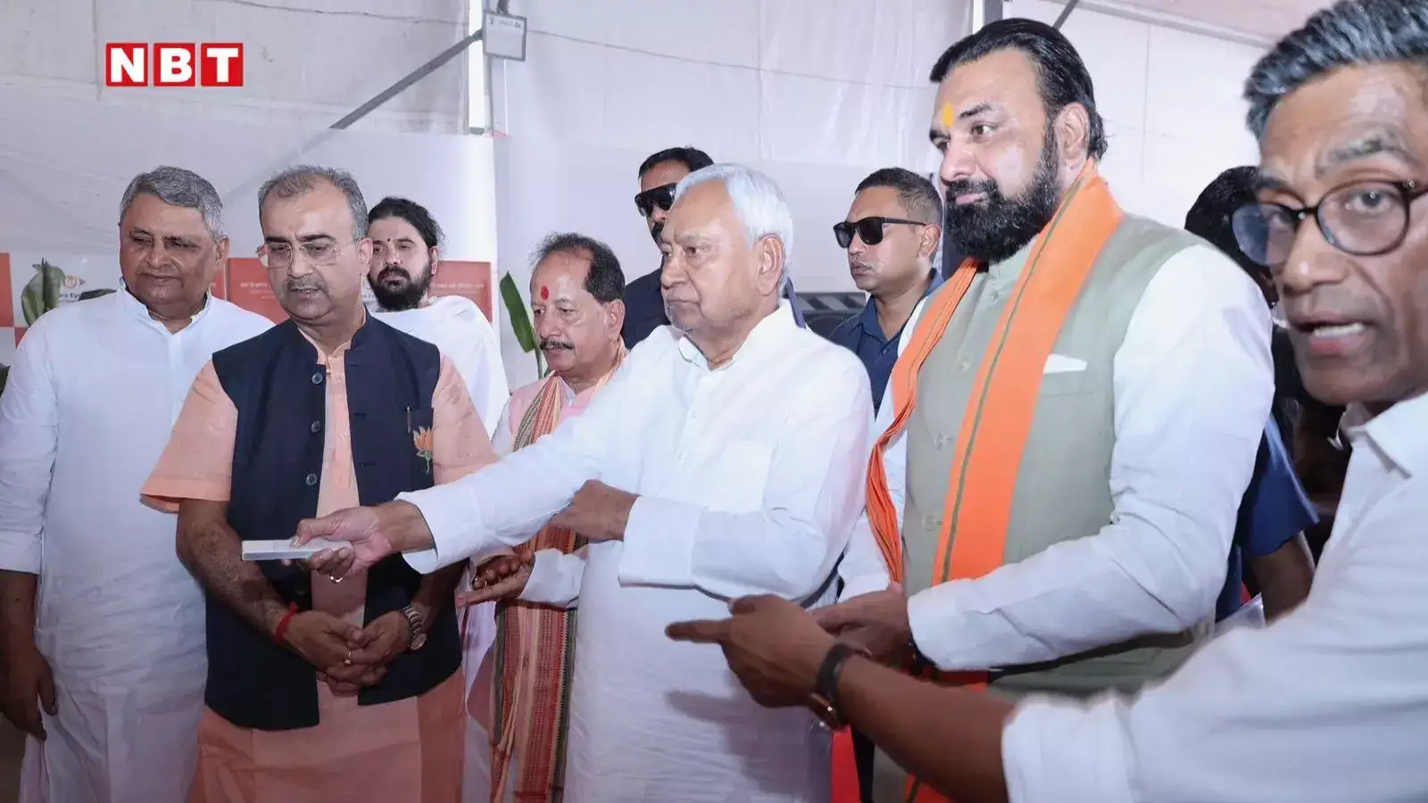 Bihar Freebies Politics,बिहार में नीतीशे सरकार, चुनाव से पहले सजा ...