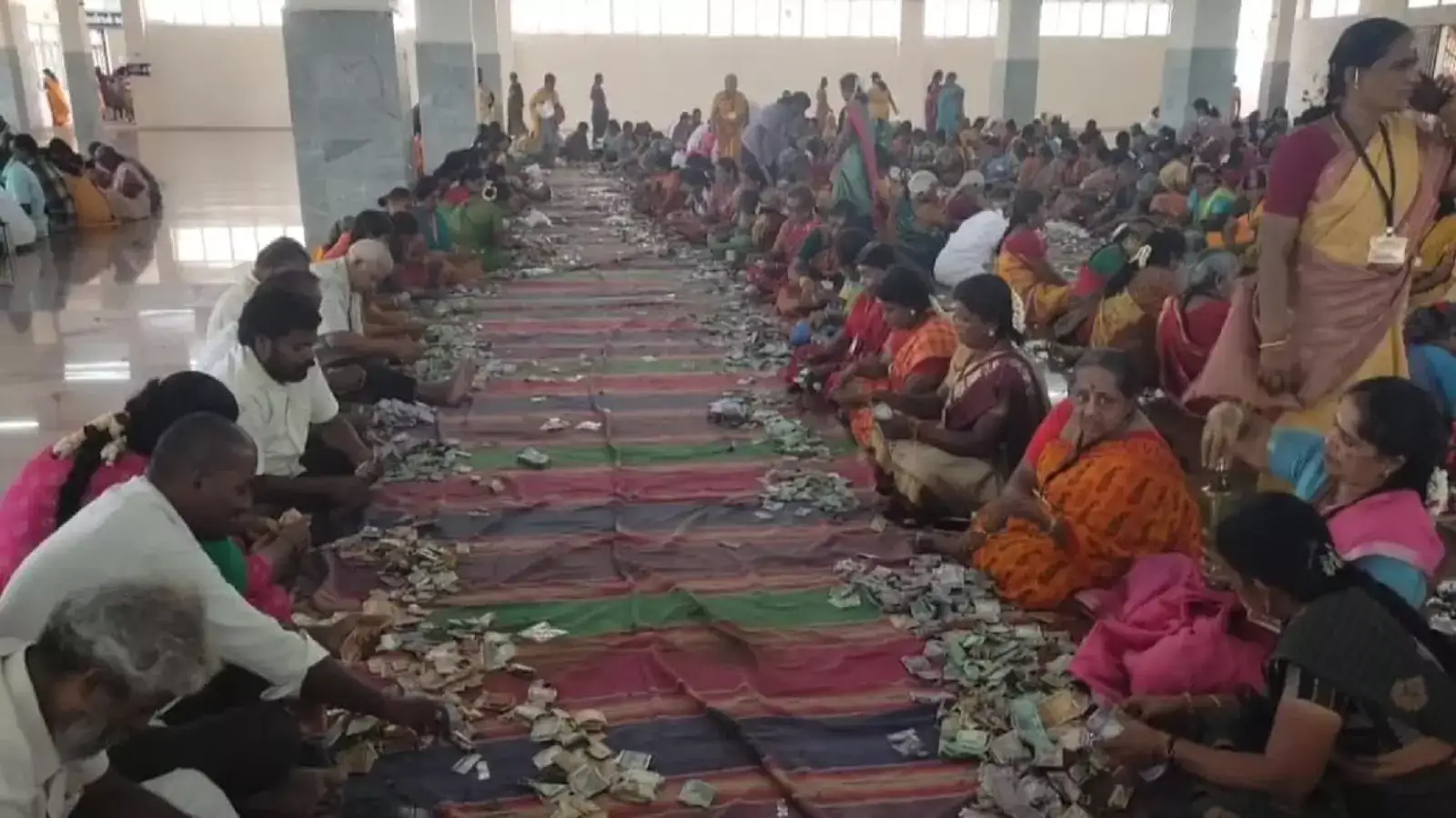 சமயபுரம் மாரியம்மன் கோவில் உண்டியல் காணிக்கை,சமயபுரம் மாரியம்மன் கோயில் ...