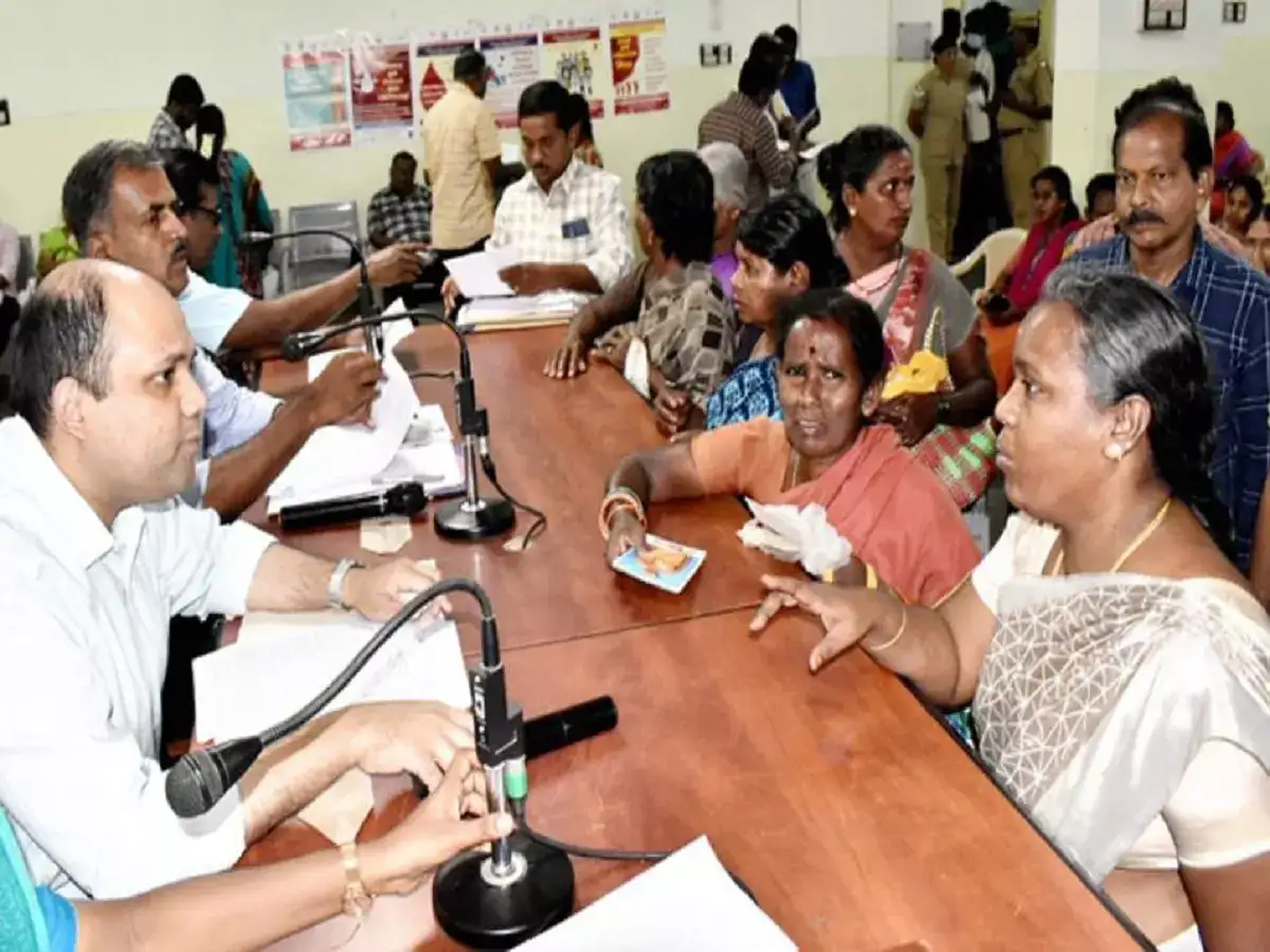 Erode Collector Office Petition,தனியார் தொழிற்சாலையால் நிலத்தடி நீர் ...