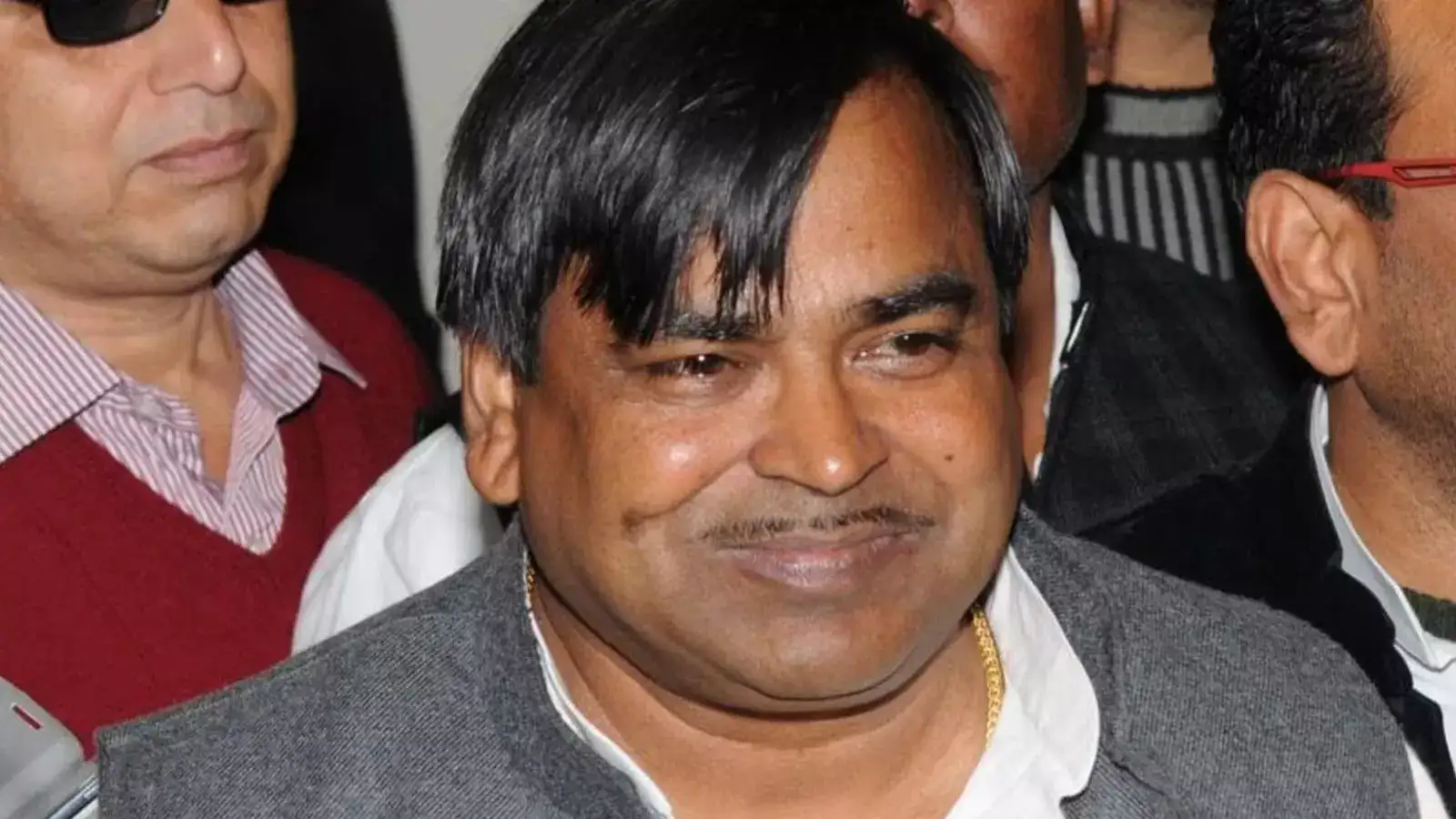 Gayatri Prasad Prajapati Jail Attack,लखनऊ जेल में बंद पूर्व मंत्री ...