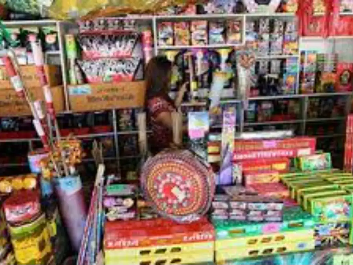 भोपाल में सुतली बम बैन, फायर सेफ्टी के इंतजाम नहीं तो निरस्‍त होगा ...