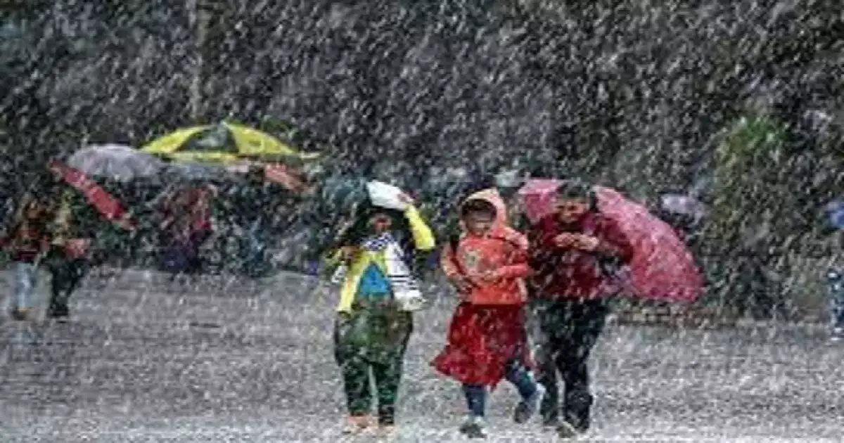 Heavy Rain In Namakkal,நாமக்கலில் நிற்காமல் பெய்யும் கனமழை; பரமத்தி ...