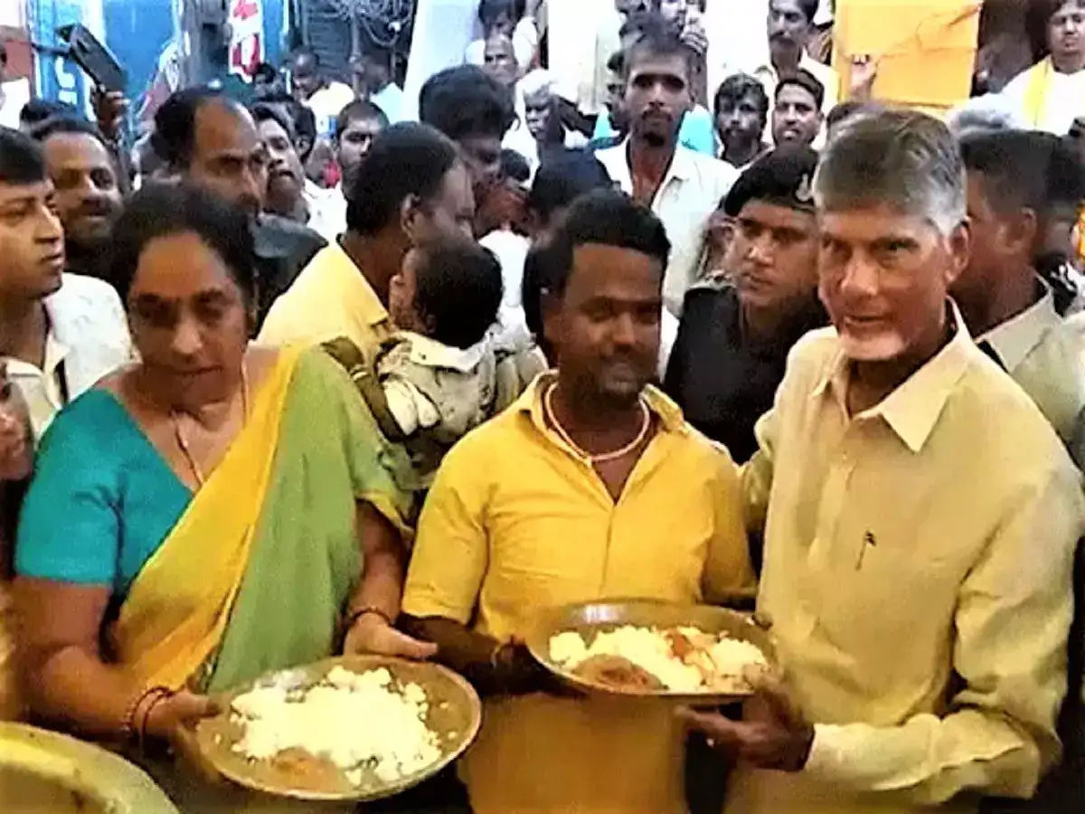 Anna Canteen,కుప్పంలో ‘అన్న క్యాంటీన్’.. భూమిని ఉచితంగా ఇచ్చేసిన చంద్రబాబు! - tdp chief ...
