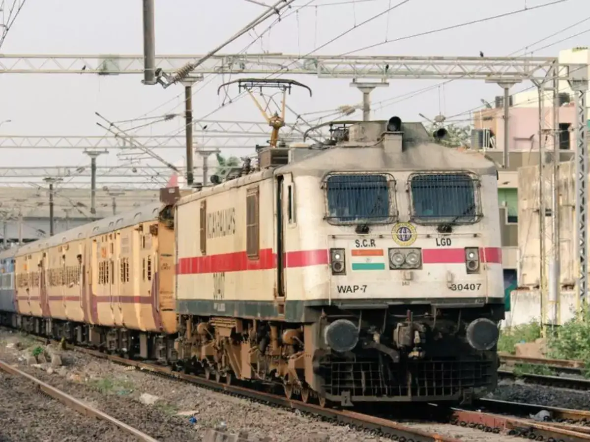 Southern Railway,சென்னை - கோவை ரயில் இனி சாமல்பட்டியில் நின்று செல்லும் ...