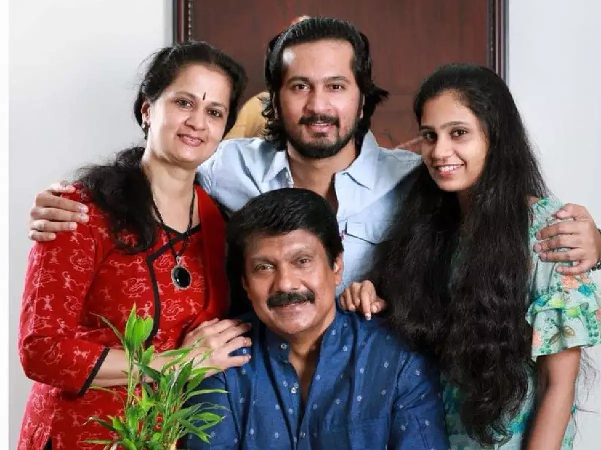 G. Venugopal About Son Birth,ഭാര്യക്ക് പ്രസവ വേദന, ഭർത്താവിന് ഗാനമേള ...