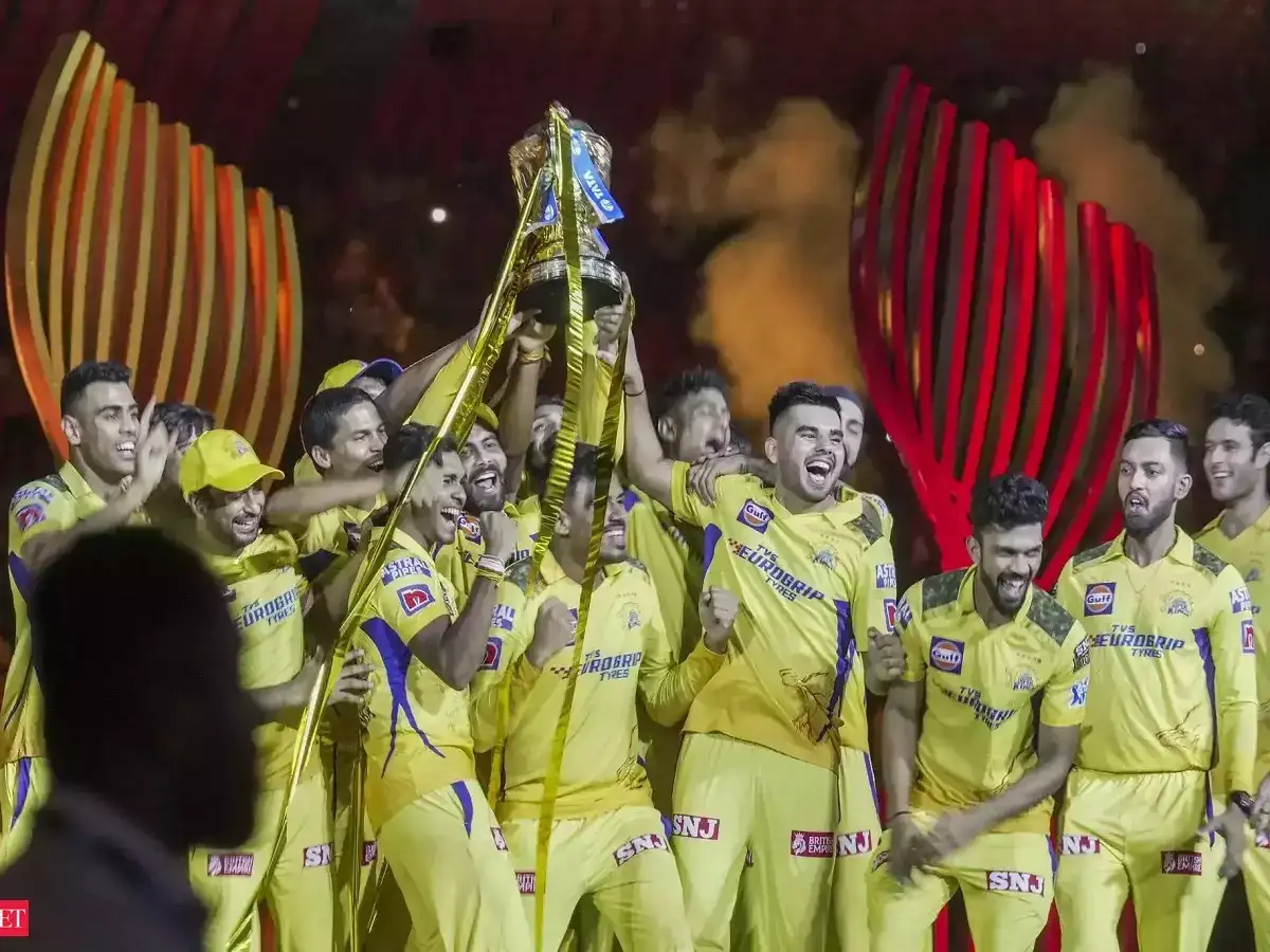 Csk Celebrations Video,ట్రోఫీ గెలిచాక చెన్నై ఆటగాళ్లు ఎంత ఎంజాయ్ చేశారో ...