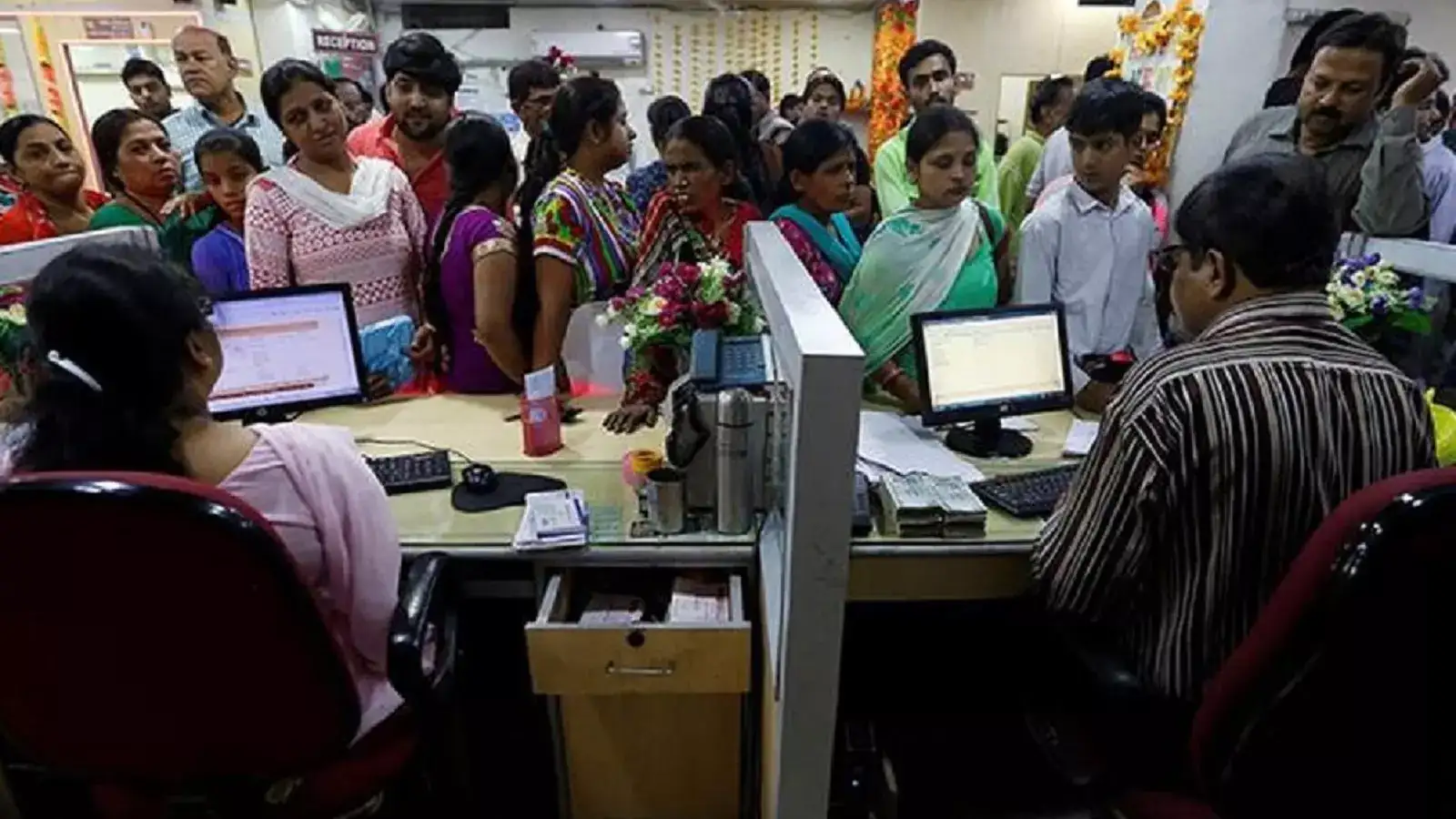 ICICI Bank Smart Lock,வங்கி வாடிக்கையாளர்களுக்கு புத்தம் புது வசதி ...