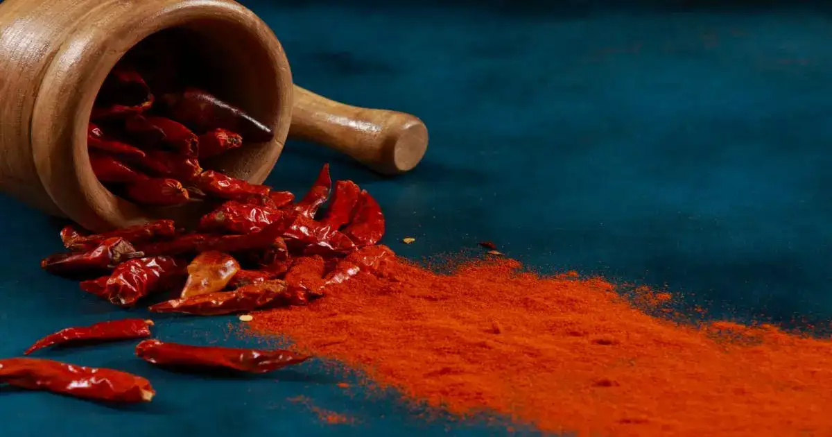 Red Chilli Side Effects,बवासीर-सीने में तेजाब बनना...ज्यादा लाल मिर्च खाने से होती हैं 5 गंभीर ...