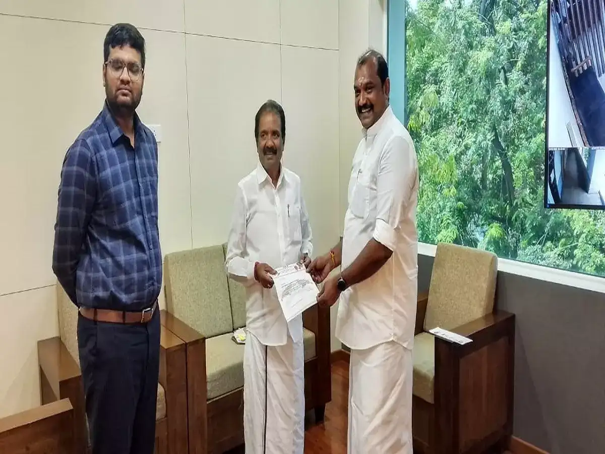 Ammk Candidates Senthilnathan,திருச்சி அமமுக மாமன்ற உறுப்பினர் ராஜினாமா ...