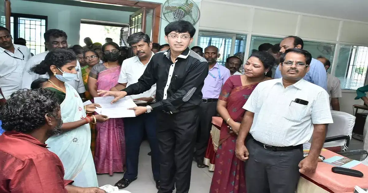J Radhakrishnan Ias,ரேஷன் கடைகளில் சூப்பர் மாற்றம்- கூட்டுறவுத்துறை ...