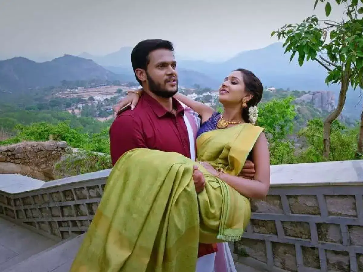 Ramachari Serial: ಒಂದೇ ದಿನ ಅಲ್ಲಿ ರಾಮಾಚಾರಿ, ಇಲ್ಲಿ ಚಾರುಲತಾ ಎಂಗೇಜ್‌ಮೆಂಟ್ ...