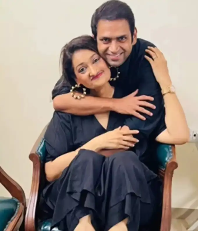 sharib hashmi wife photo