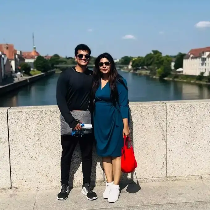 Boby Chemmanur Introduces Sam Sibin Into Business,ചെമ്മണ്ണൂരിൻ്റെ ...