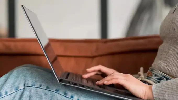 Can Laptops Cause Infertility In Females,लैपटॉप से हो सकता है बांझपन ...