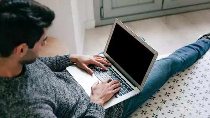 Can Laptops Cause Infertility In Females,लैपटॉप से हो सकता है बांझपन ...