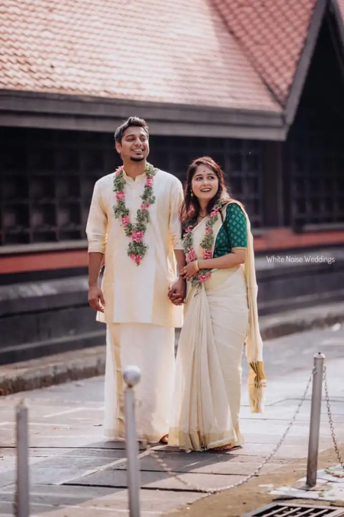 വിവാഹചിത്രങ്ങൾ