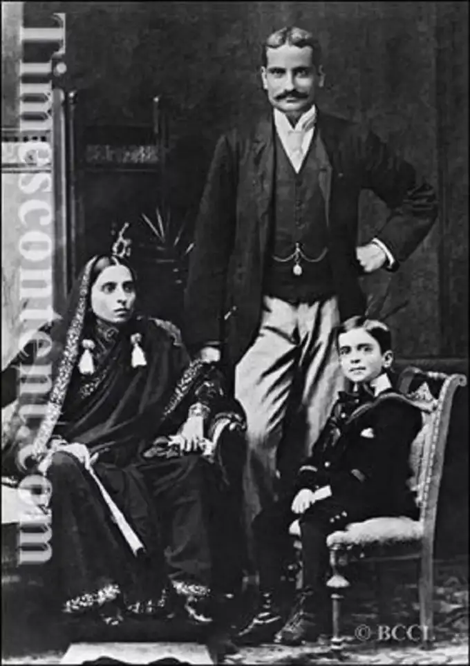 पिता दिल्ली में थे पुलिस अधिकारी