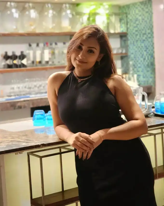 బికినీలో ‘మల్లి’ సీరియల్ మాలిని.. హీటెక్కించే ఫొటోలతో బుల్లితెర బ్యూటీ