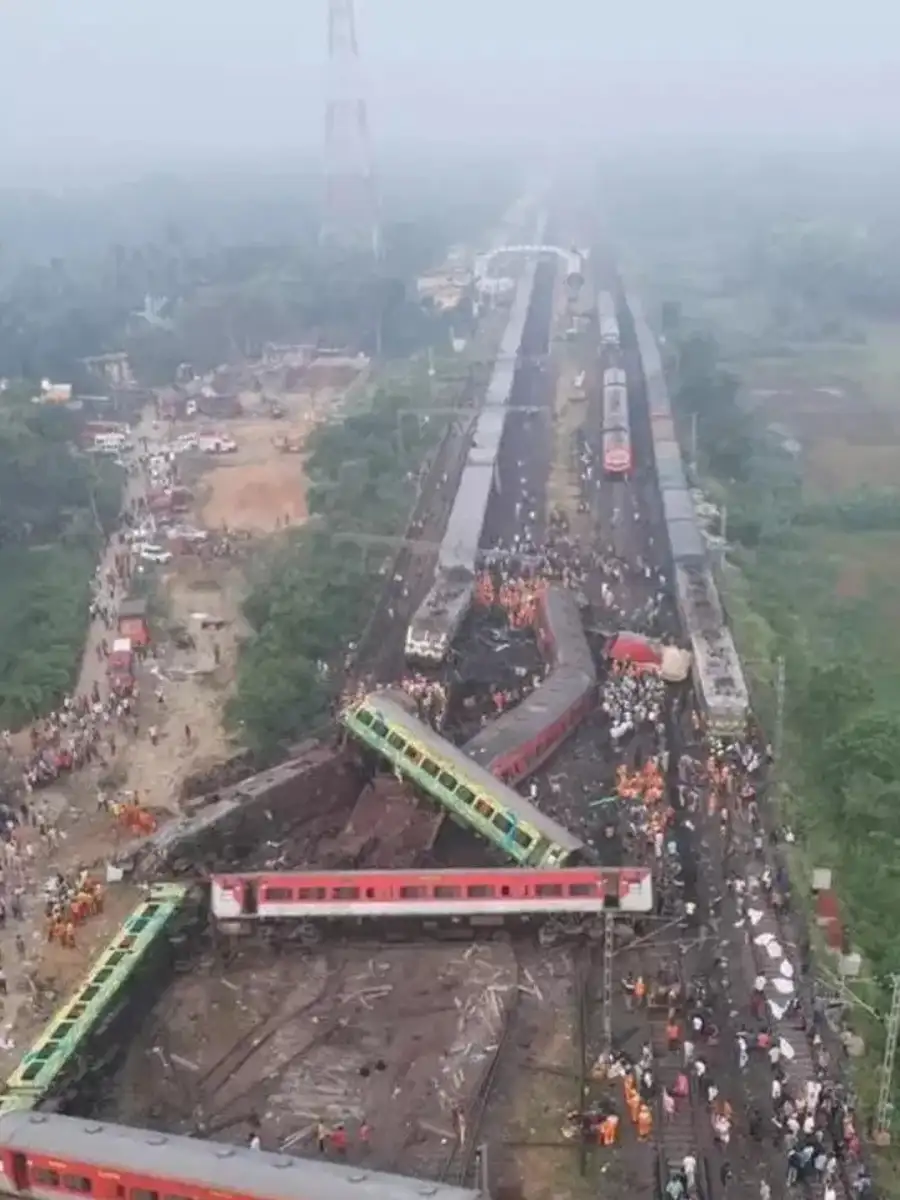 Coromandel Express Accident Photos Odisha Train Hadsa Coach Derailment ...