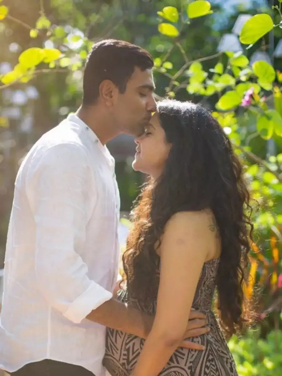 क्रिकेटचं बनलं होतं प्रेमात अडथळा पण शेवटी त्यांचं प्रेम जिंकलं... | MaharashtraTimes