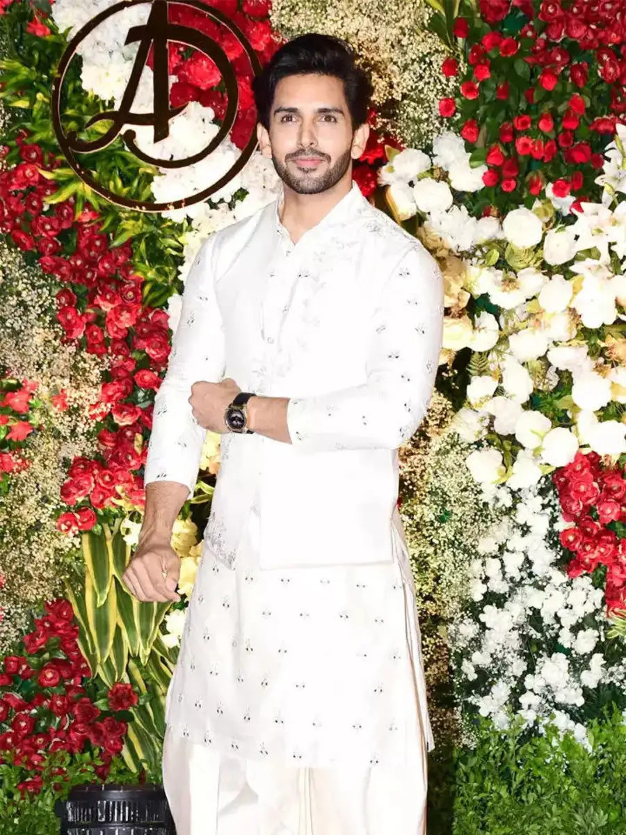 Yashvardhan Ahuja | गोविंदाच्या मुलाला पाहिलंत का? | Unknown Facts ...