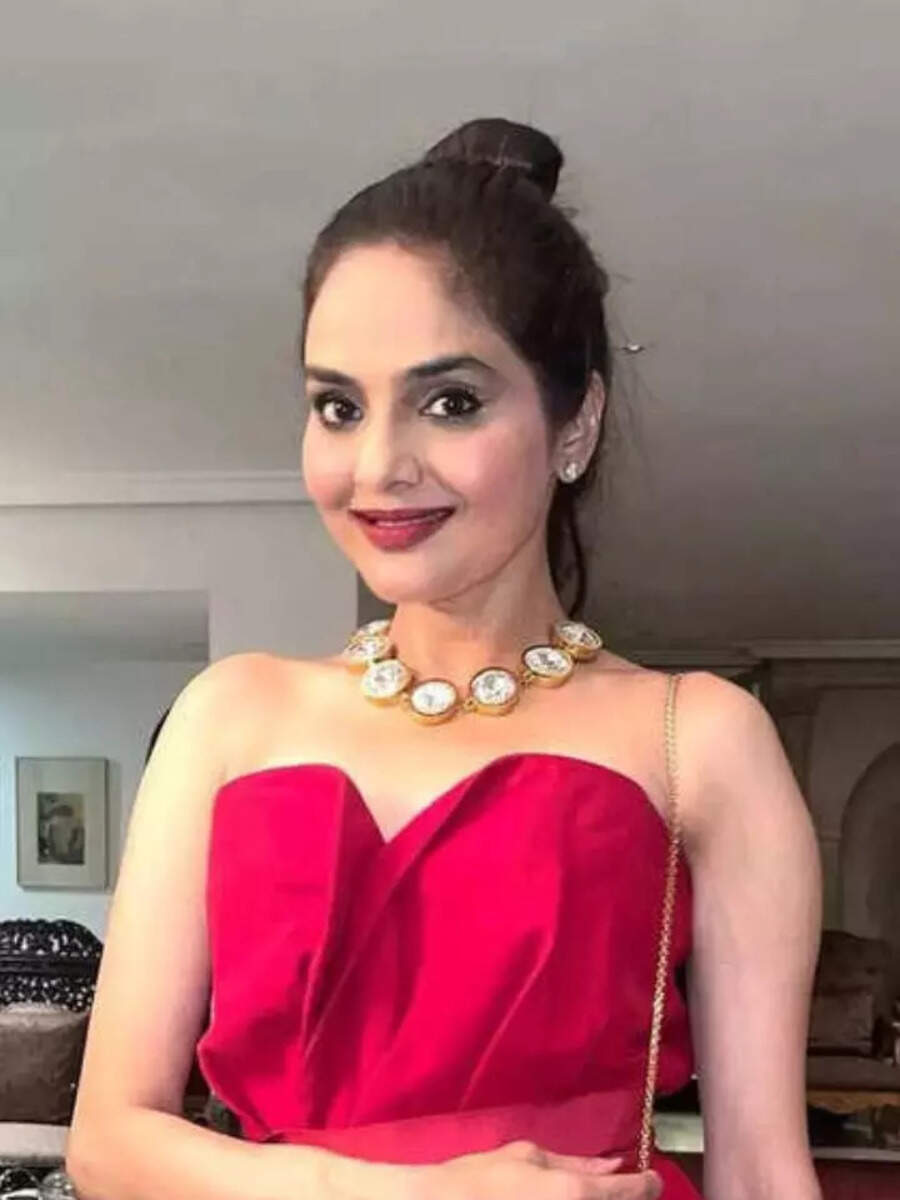 Madhoo दगडांवर झोपायला लागायचं खूप वाईट परिस्थिती होती Madhoo Share Her And All 90s