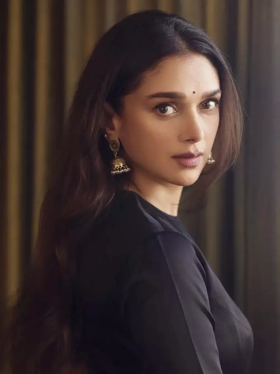 कोणाची लेक आहे आदिती राव हैदरी? | MaharashtraTimes