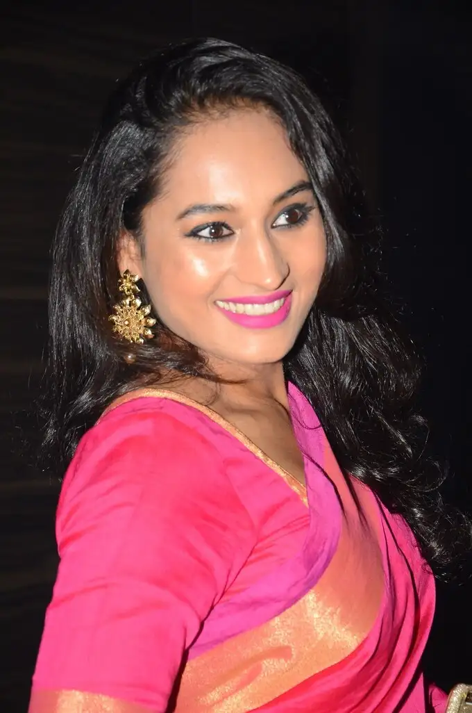 actress-pooja-latest-stills