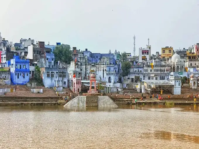 -man-mahal-in-pushkar-in-hindi