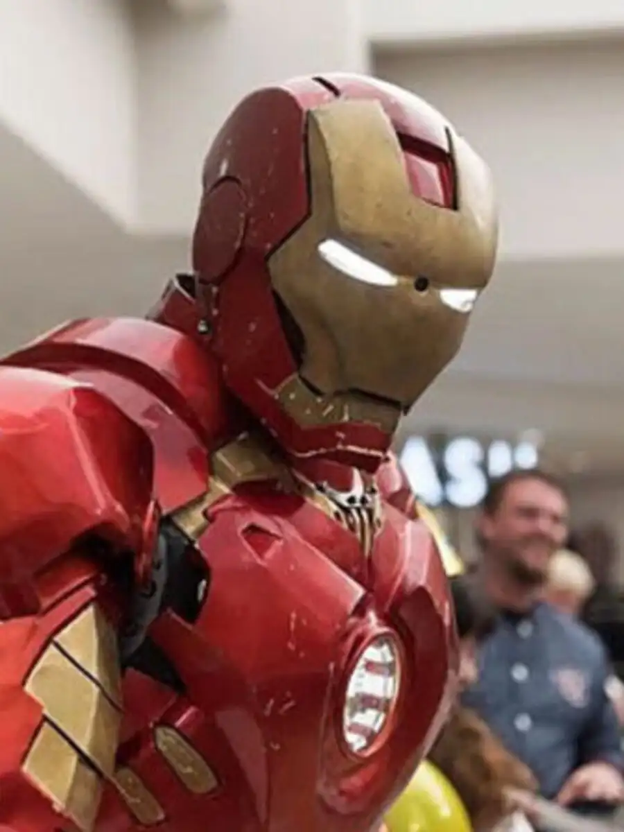 This Man Design Real Life Bulletproof Iron Man Suit | Navbharat Times