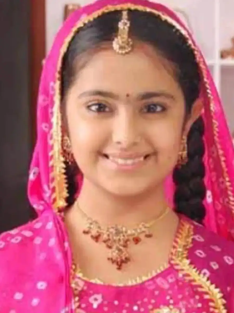 कहां हैं 'छोटी आनंदी' अविका गौर? | Navbharat Times