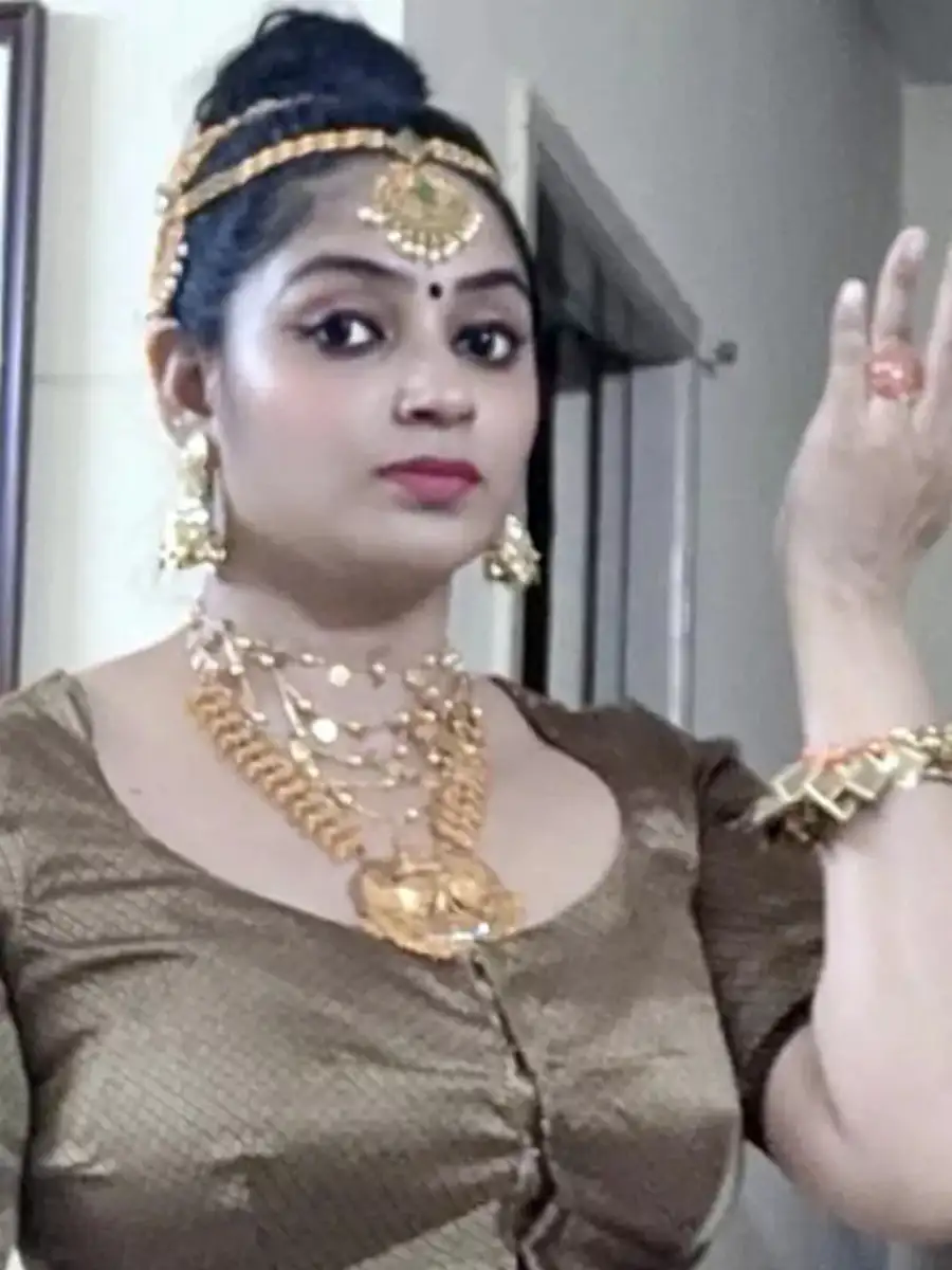 గదిలోకి వచ్చి.. క్యాస్టింగ్ కౌచ్‌పై నోరువిప్పిన జీవిత! | TeluguSamayam