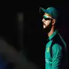 Pakistan Cricketer Imad Wasim Caught Smoking at PSL 2024 Final ...