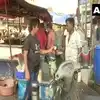 Delhi Boy Selling Tea,தங்கச்சிகளின் படிப்பிற்காக டீ விற்கும் சிறுவன் ...